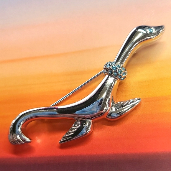 Lady Remington | Jewelry | Lr Signed Lady Remington Vintage Seal Pin ...